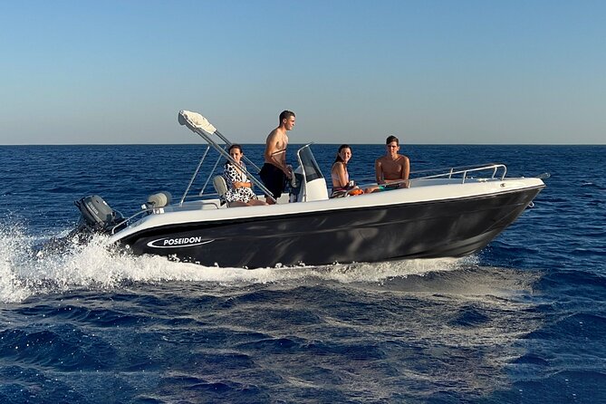 Milos Self Drive Private Boat - No Licence Required - Aphrodite - Key Points