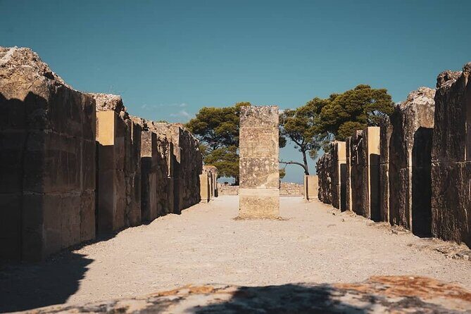 Minoan Luxuries: Ancient Palaces, Messara Wine Routes & Matala - Exploring Crete in Style and Substance
