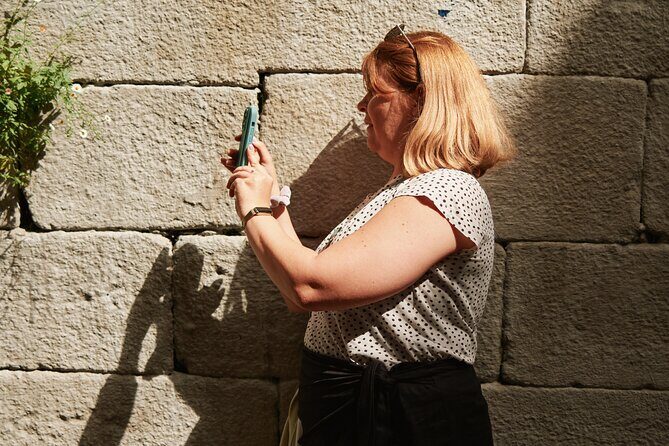 Mobile Photography through Porto hidden streets - Authenticity and Testimonials