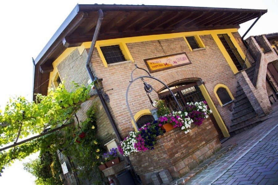 Modena: Balsamic Vinegar Tasting Experience - Exploring Modena’s Balsamic Vinegar Tour in Detail