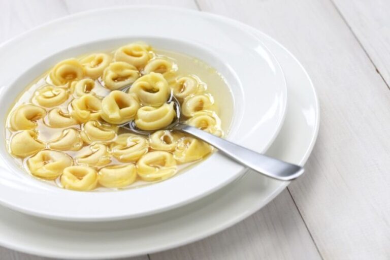 Modena Food Walking Tour with Typical Lunch - Delving Into Modena’s Historic Sights