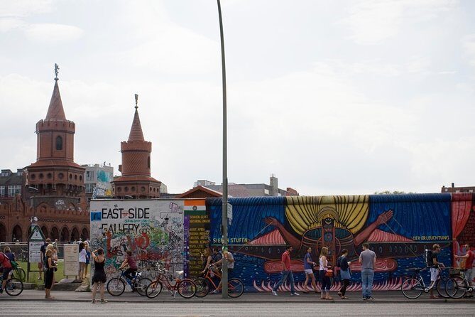 Modern Berlin Private Walking Tour: Diverse, Vibrant and Exciting German Capital - Itinerary Deep Dive