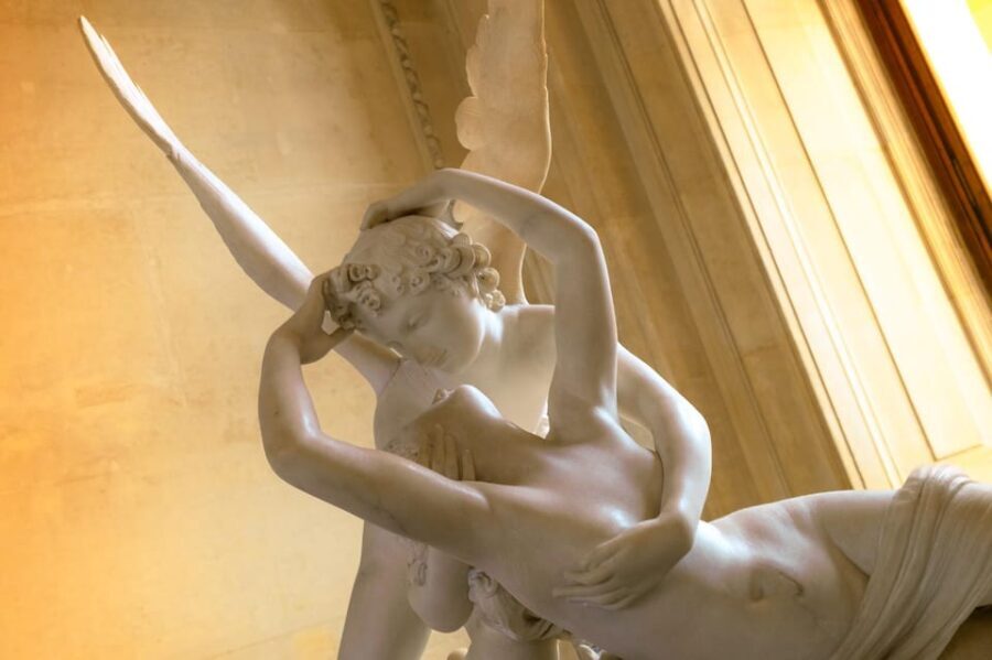 Mona Lisa & Treasures: 6-people Max Louvre Experience - Detailed Itinerary and Highlights