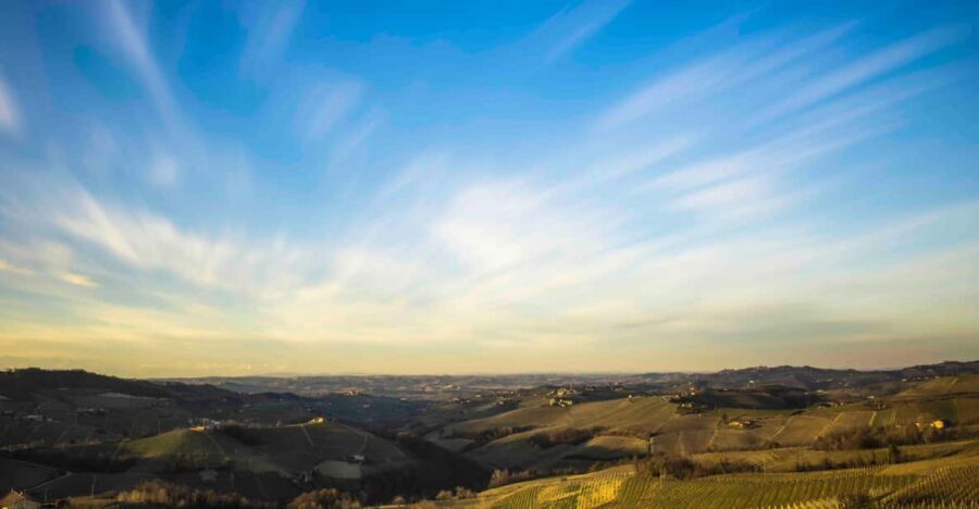 Monforte d'Alba: Jacuzzi Ritual with Wine Tasting - The Itinerary Breakdown