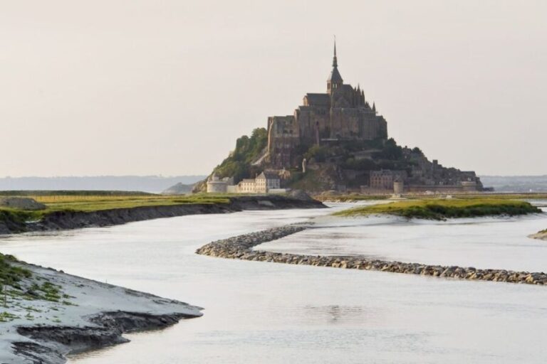 Mont Saint-Michel & Chateaux Country 3-Day Tour from Paris - Who Should Consider This Tour?
