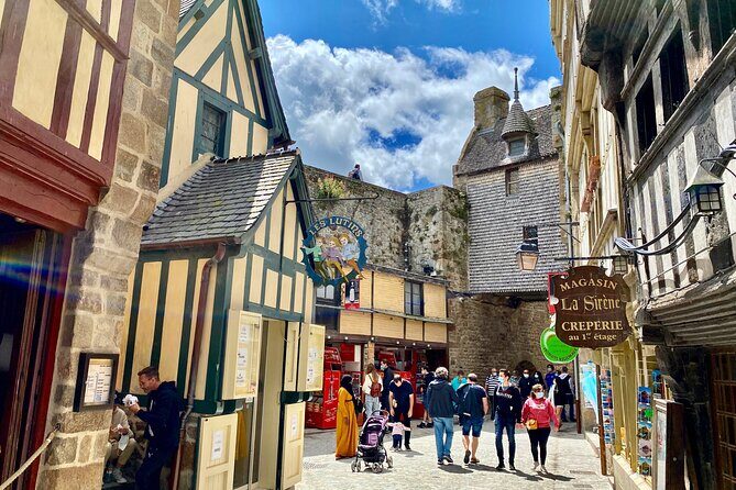 Mont Saint-Michel Small-group 2 to 7 people from Paris - FAQ