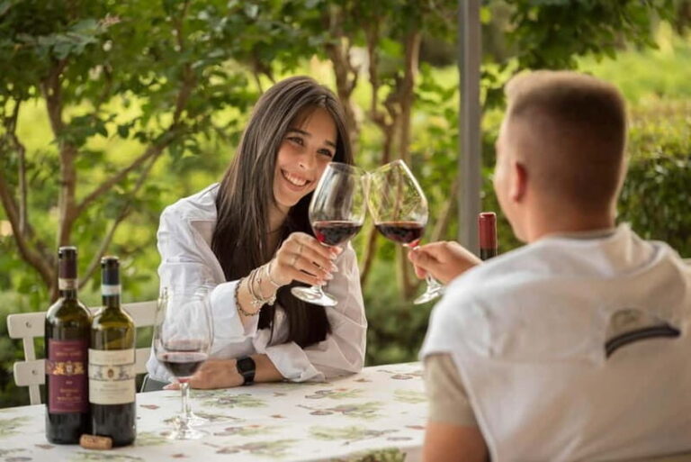 Montalcino: Crus Challenge - The Setting: Montalcino’s Vineyard and Estate