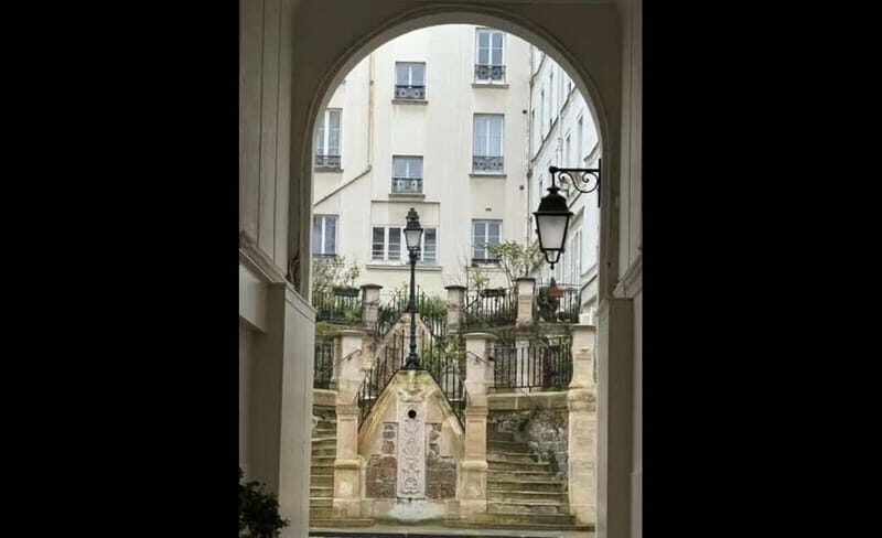 Montmartre for Art Lovers - Walking tour with Expert Guide - What’s Included and What to Expect