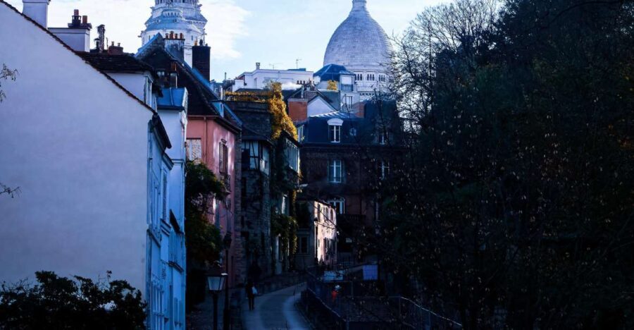 Montmartre: Semi Private Guided Stroll in Bohemian Paris - Authenticity and Experience