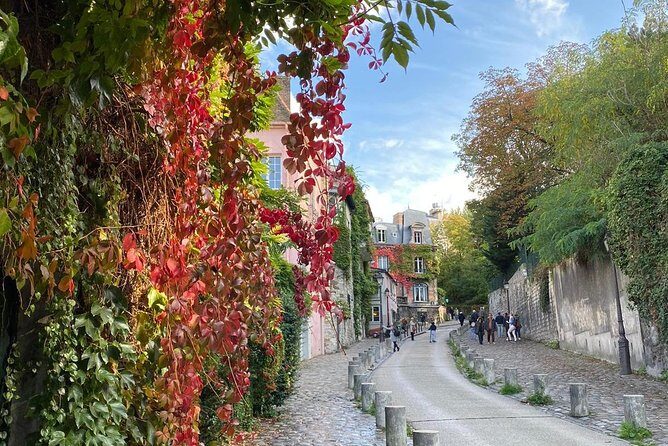 Montmartre Semi Private Walking Tour MAX 6 PEOPLE Guaranteed - Who Will Appreciate This Tour?
