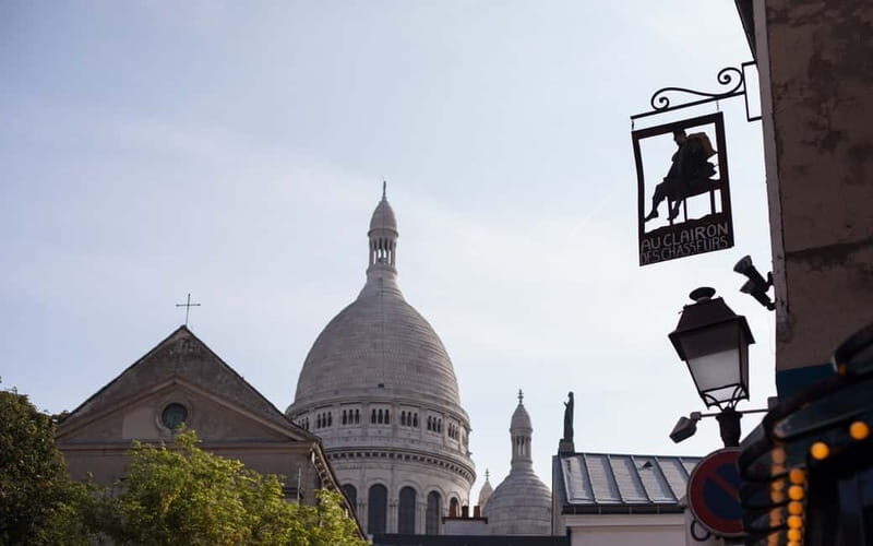 Montmartre : Small Group Guided Walking Tour - Discovering Montmartre’s Hidden Layers
