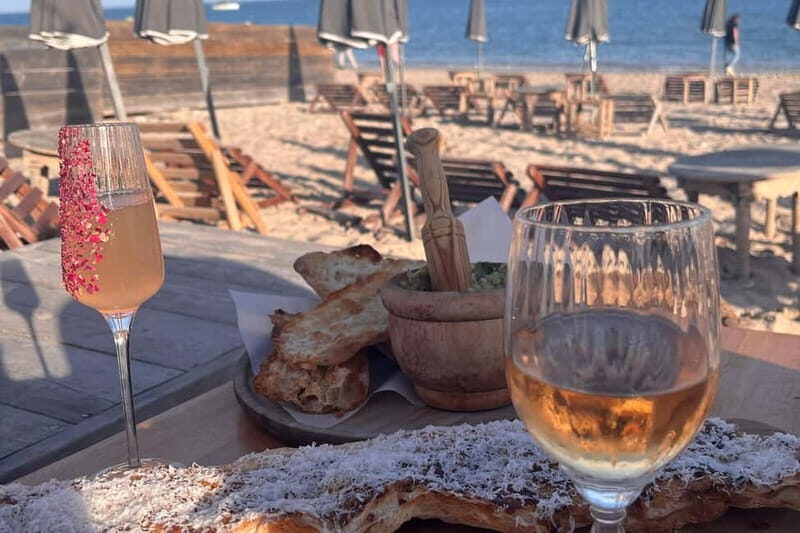 Montpellier: Private Walking Tour with Licensed Guide - Why This Tour Offers More Than Just a Walk