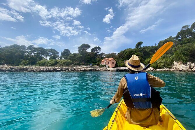 Morning Kayaking with Sun Bed and Parasol at St. Jacobs Beach - Who Will Love This Experience?