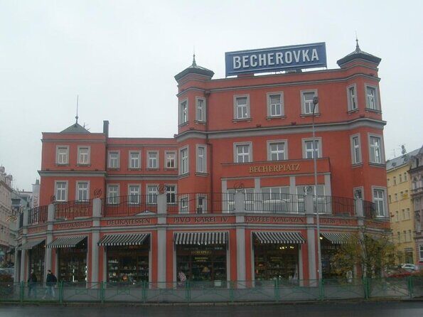 Moser Glassworks and Jan Becher Museum and Karlovy Vary Private Tour from Prague - Moser Glassworks: The Art of Czech Glassmaking