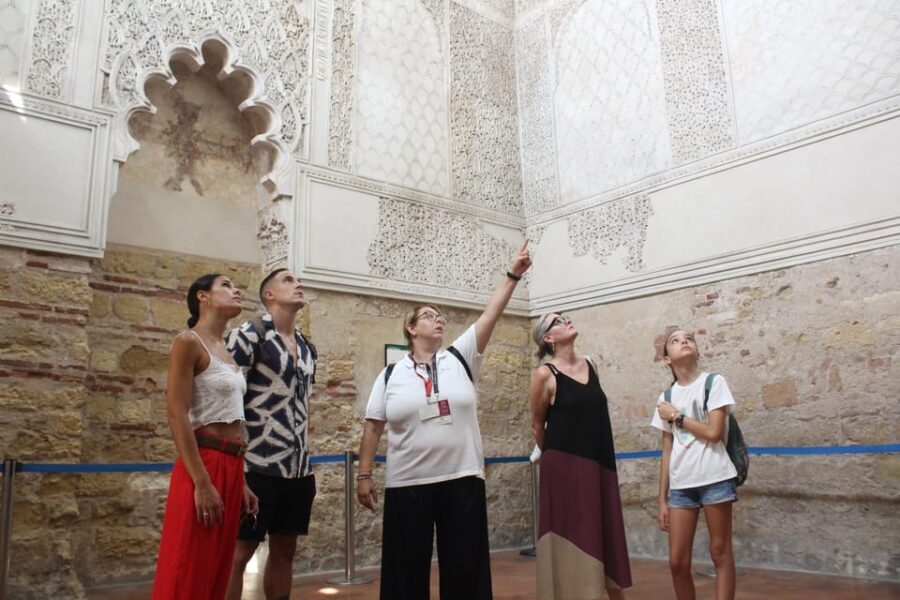 Mosque-Cathedral of Cordoba and Jewish Quarter Tour - An In-Depth Look at the Tour Experience