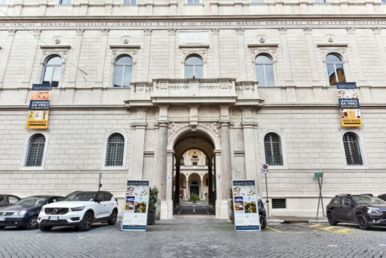 Mostra Leonardo Da Vinci: Rome Treasure Hunt Game - Discovering Rome in a New Way