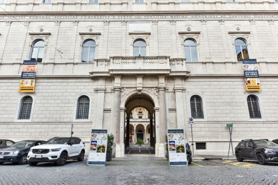 Mostra Leonardo Da Vinci: Rome Treasure Hunt Game - Discovering Rome in a New Way