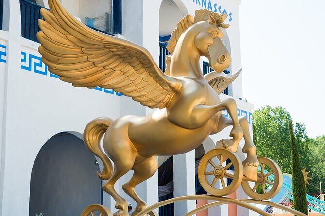 Moulin Rouge Round-Trip Private Transfer from Paris - Why Choose This Service?