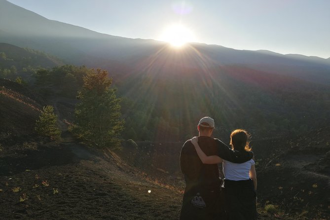 Mount Etna Tour at Sunset - Small Groups from Taormina - Discovering the Magic of Mount Etna at Sunset