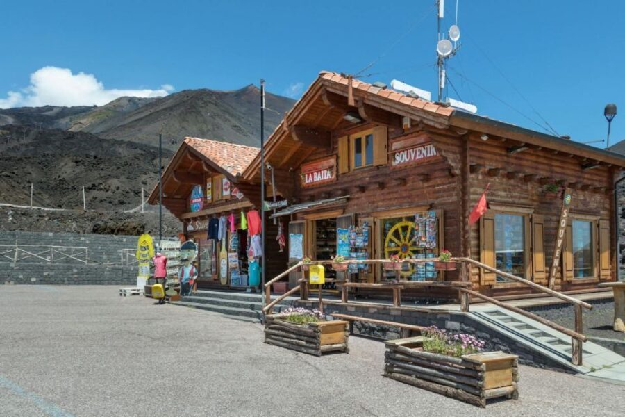 Mount Etna Tour to 1900m from Taormina - The Transport and Group Experience