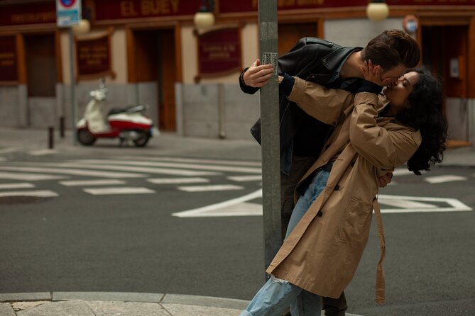 Movie Inspired 30 Minute Private Photoshoot in Madrid - What to Expect from This Madrid Photoshoot