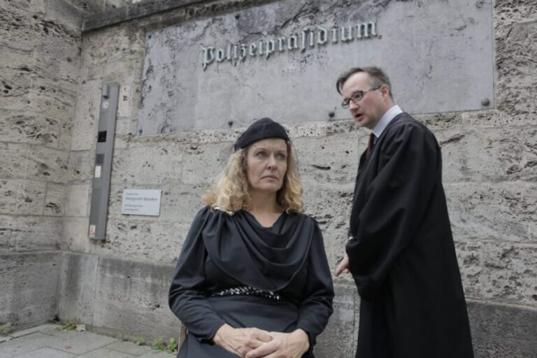 Munich: Crime Ralley - Tour with actors in GERMAN - A Closer Look at Munich’s Crime Rally