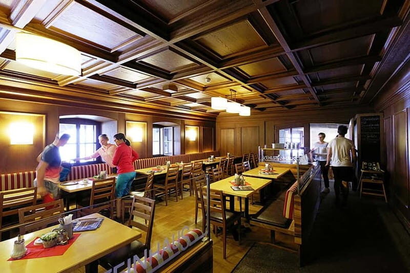 Munich: Private Eagle's Nest Tour, WW2 Museum-Entry & Lunch - An In-Depth Look at the Tour Itself