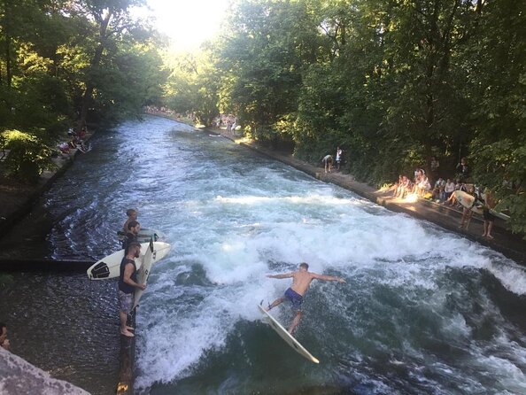 Munich: Sightseeing DIY with your phone - Key Points