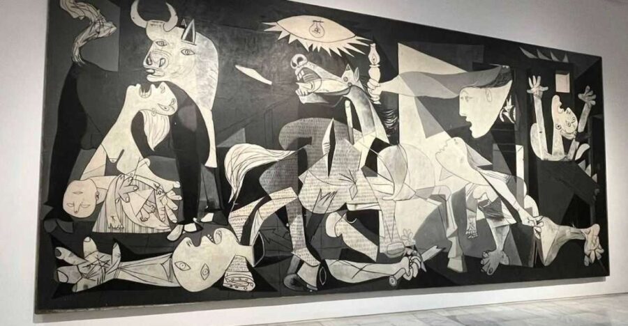 Museo Reina Sofía: Private visit with art expert - What to Expect from Your Tour