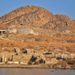 Mykonos: Delos and Rhenia Land Cruise with Fruit and Snacks - Rhenia: A Beach Lover’s Paradise