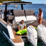 Mykonos: Private Luxury Yacht Cruise with Drinks and Snacks - The Beaches and Water Experiences