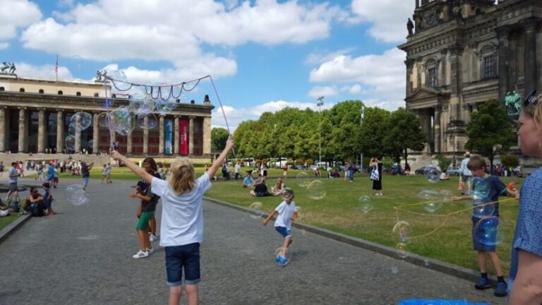 Nantes: Family Quest Guided Walking Tour - What Makes This Tour Stand Out?