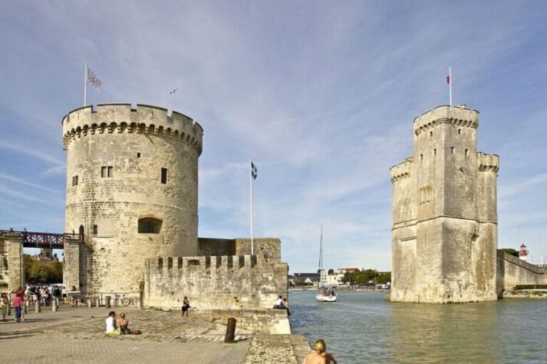 Nantes: Private custom tour with a local guide - A Closer Look at the Itinerary