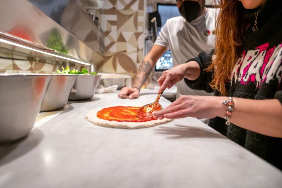 Naples: Authentic Neapolitan Pizza Making Class - Exploring the Details of the Naples Pizza Class