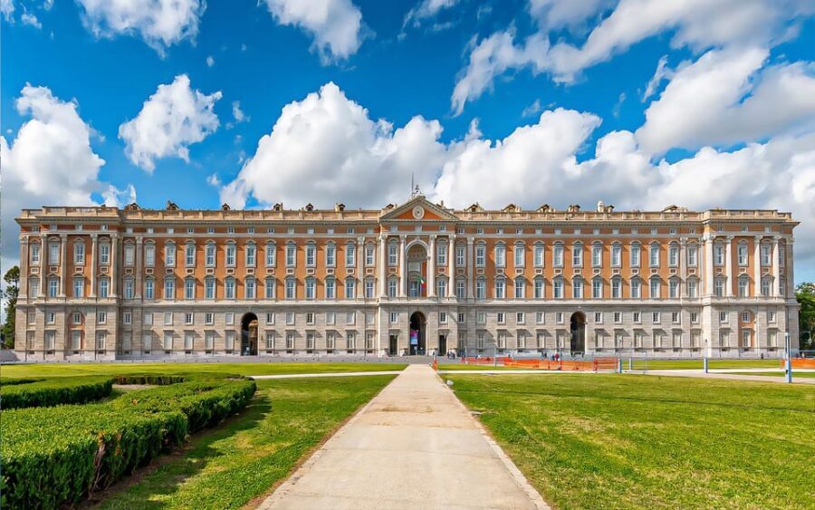 Naples: Caserta Royal Palace Guided Tour with Transfers - Detailed Breakdown of the Itinerary