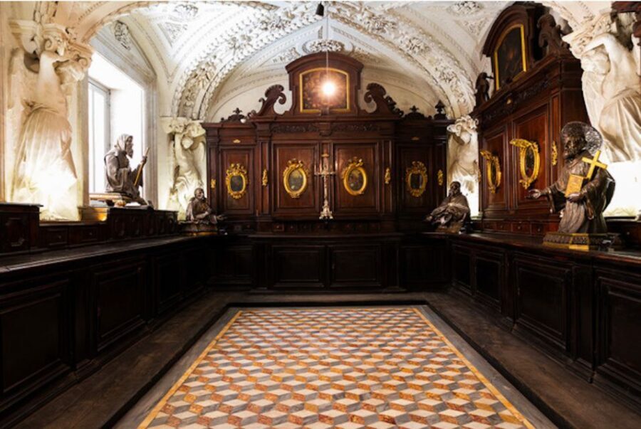 Naples: Chapel & Museum of San Gennaro Guided Tour - The Value of Guided Insight and Accessibility