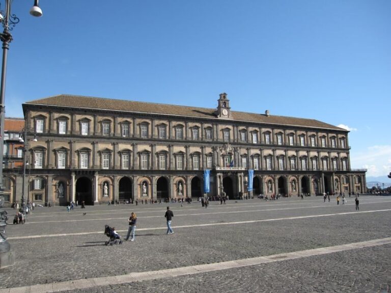 Naples: City and Street Food Market - Itinerary Breakdown