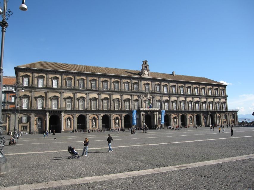 Naples: City and Street Food Market - Itinerary Breakdown