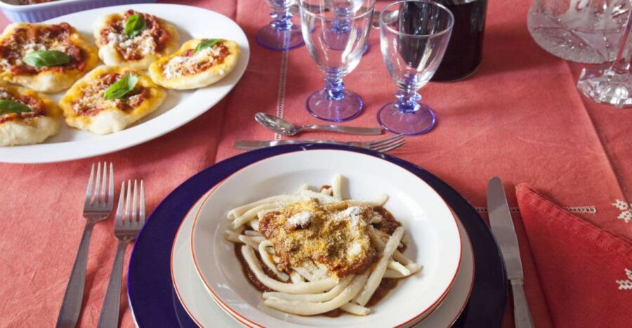 Naples: Dining Experience at a Local's Home - What to Expect on the Day