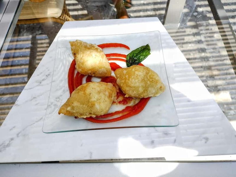 Naples: "fried pizza" workshop and tasting in front of Vesuvius - A Delicious Introduction to Naples’ Fried Pizza