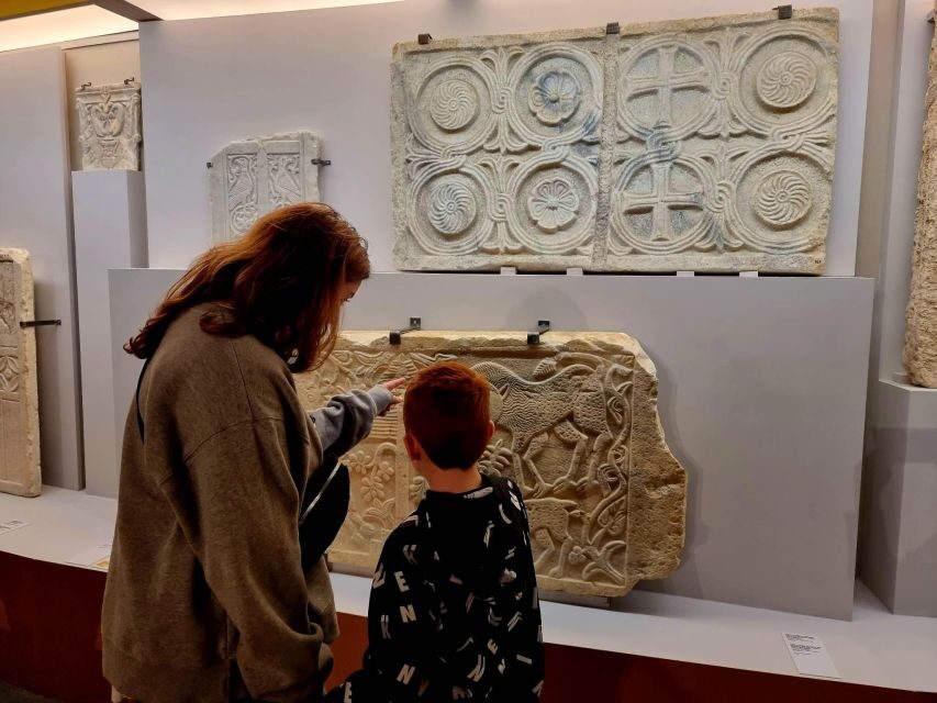 Naples: National Archaeological Museum Private Guided Tour - The Experience of Navigating the Museum