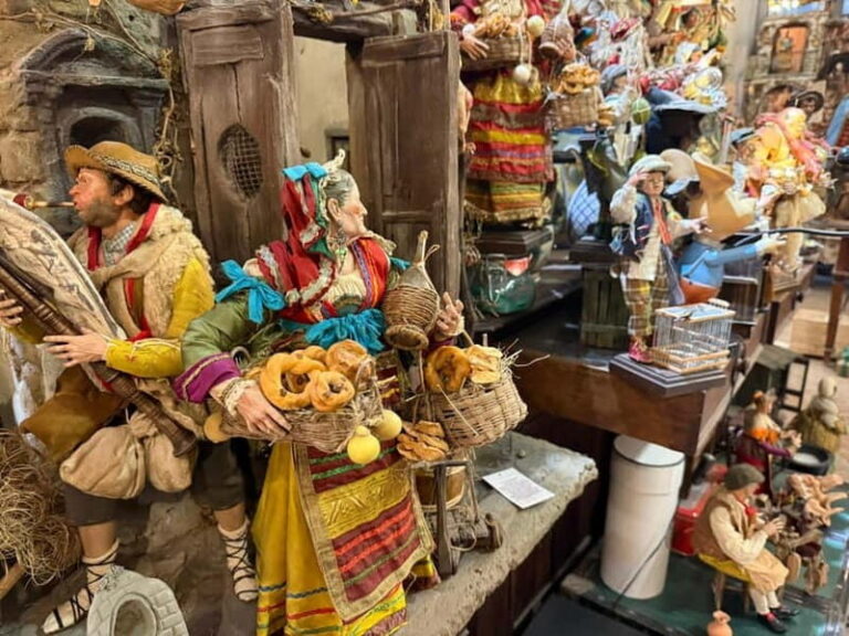 Naples: Nativity Figurine Workshop & Pizza Tasting Tour - A Closer Look at the Experience: What Others Say