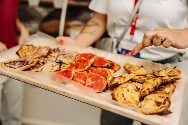 Naples: Pasta, Wine & Authentic Food Tour - Key Points
