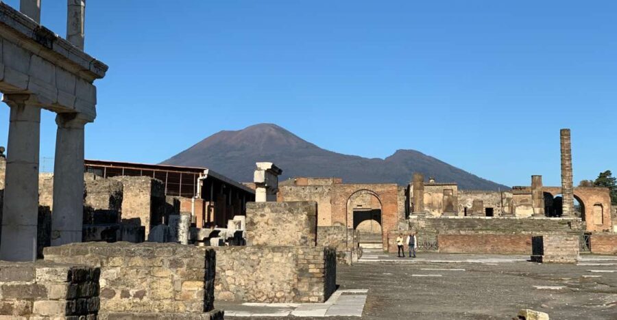 Naples: Pompeii and Naples Full-Day Tour with Tickets - A Stroll Through Naples’ Historic Heart