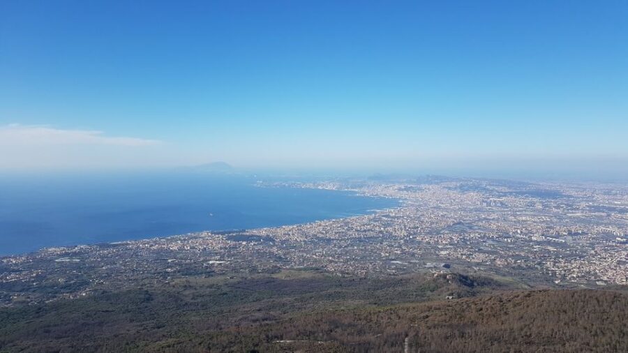 Naples: Pompeii, Herculaneum, and Vesuvius Tour by Minivan - Exploring Pompeii: A Glimpse into Ancient Life