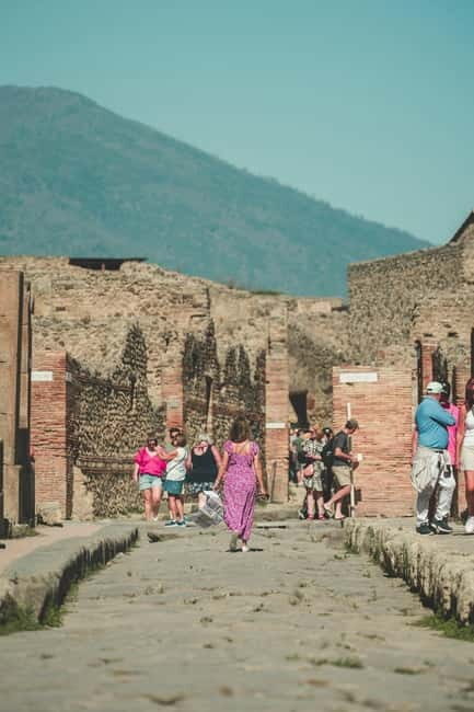 Naples: Pompeii Skip-the-Line Ticket with Round-Trip Bus - The Value of This Tour