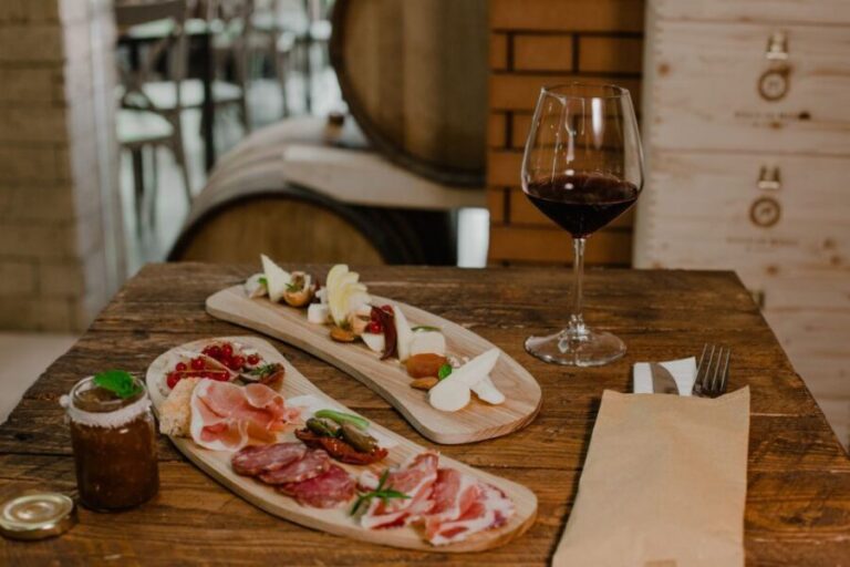 Naples: Pompeii Wine Tasting With Lunch - What Travelers Are Saying