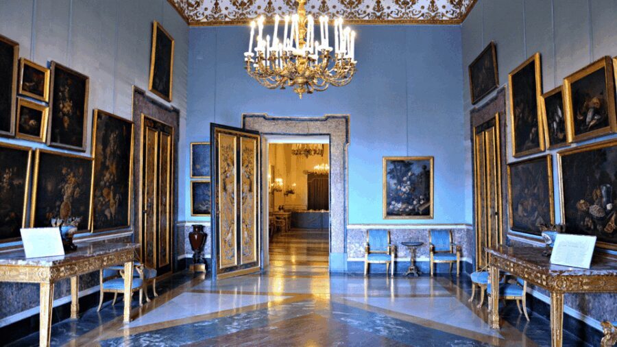 Naples: Royal Palace Entry Ticket with Digital Audio Guide - Viewing the Gulf and Vesuvius: The Palatial Perspective