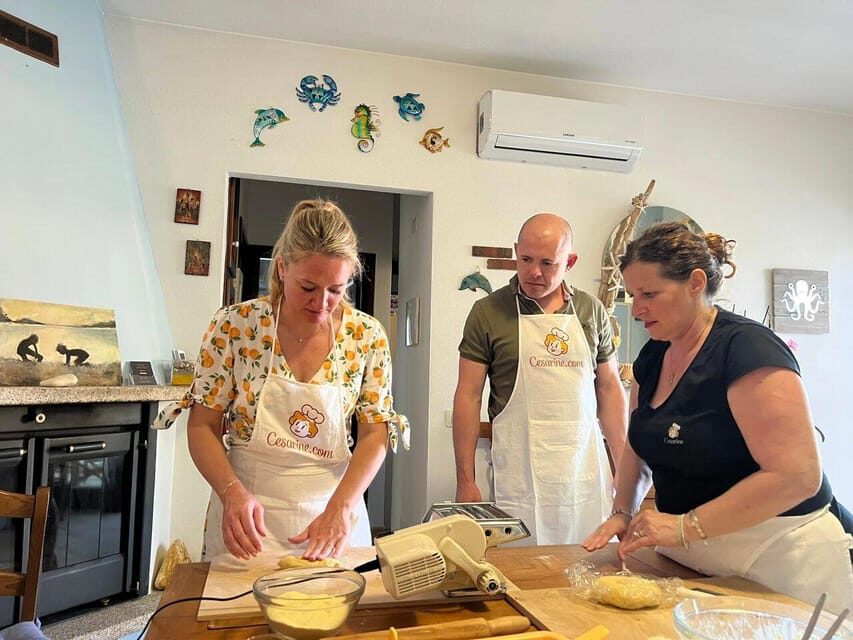 Naples: Share Your Pasta Love in a Locals Home - A Genuine Taste of Naples in a Cozy Home