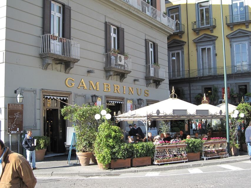 Naples: walk to Naples with local guide - A Deep Dive into the Tour Itinerary